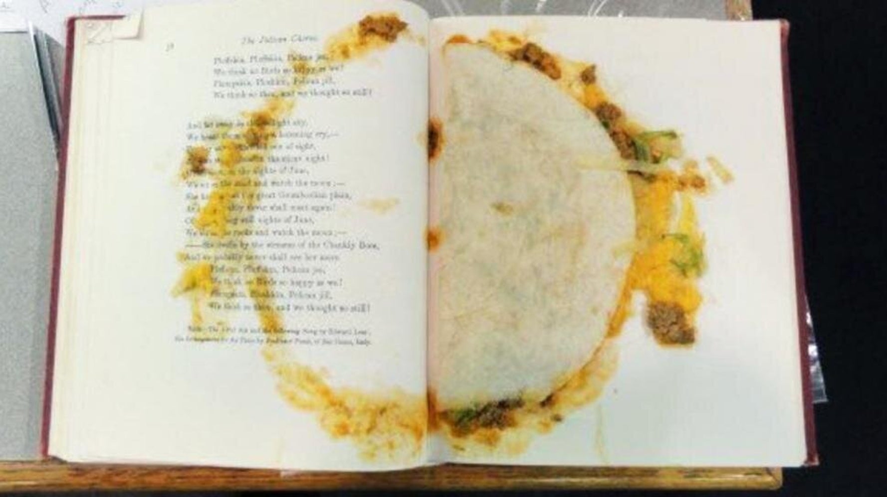 Photo Of 'Taco Bookmark' From Indiana Library Goes Viral | HuffPost ...