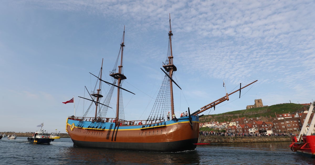 Māori Tribe Brands Captain Cook 'A Barbarian' And Bans Visit From ...