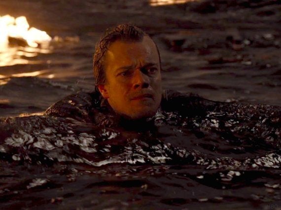 Μην τα βάζετε με τον Theon: Υπάρχει λόγος γι' αυτό που έκανε και είναι ...