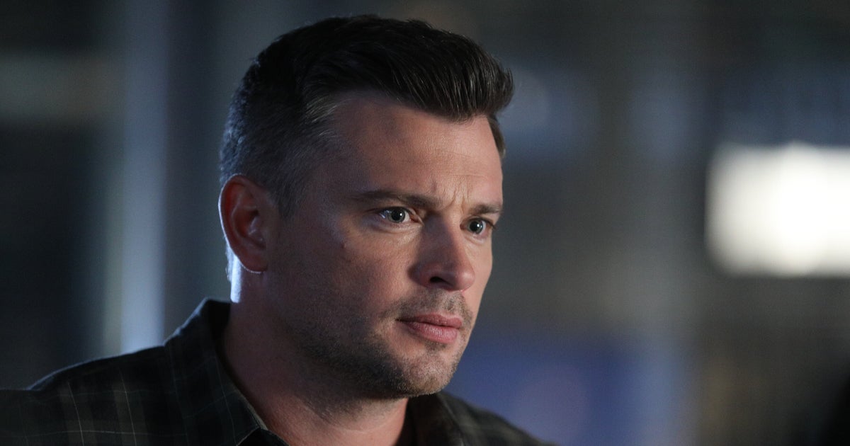 Tom Welling alias Clark Kent revient 8 ans après "Smallville" | Le HuffPost
