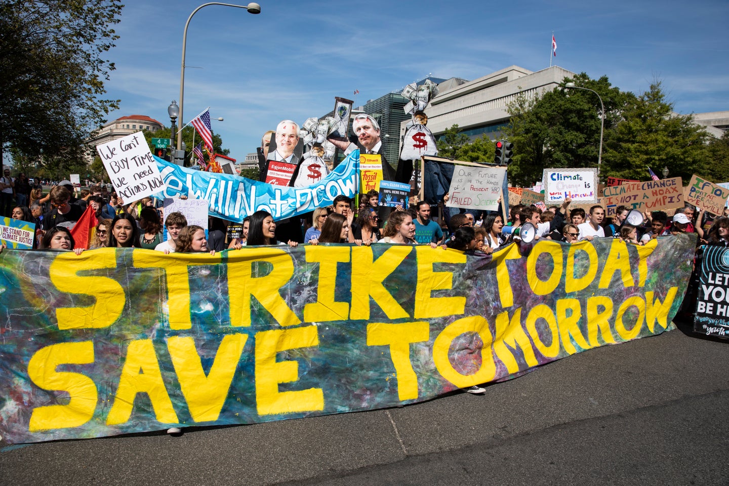 The Best Signs From The Climate Change Rallies Around The World ...