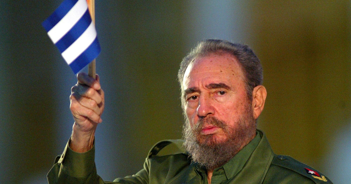 Εσύ έφτυσες στον τάφο του Κάστρο; | HuffPost Greece ΔΙΕΘΝΕΣ
