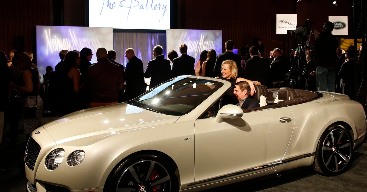 Το δώρο του Ρώσου ολιγάρχη Valentin Romanov στην 18χρονη σύζυγό του ...