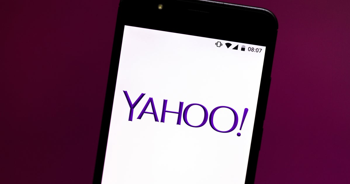 Ex-Yahoo Engineer Admits To Hacking Thousands Of Accounts For Sexual Images | HuffPost News