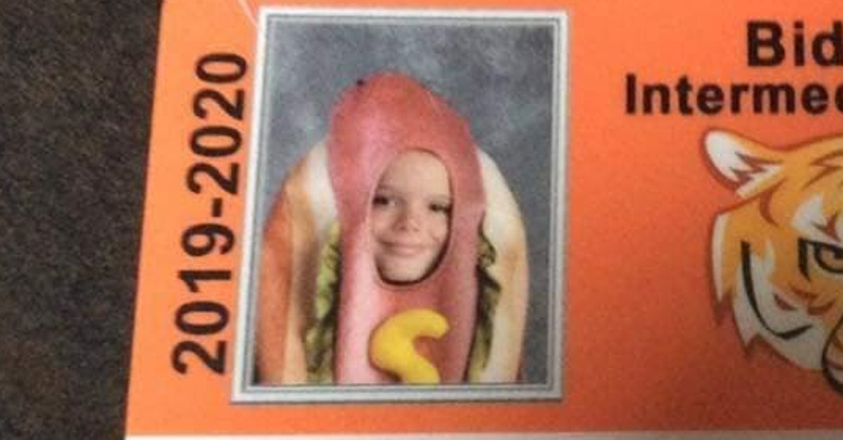 Parents Dare 9-Year-Old To Dress As A Hot Dog On School Photo Day ...