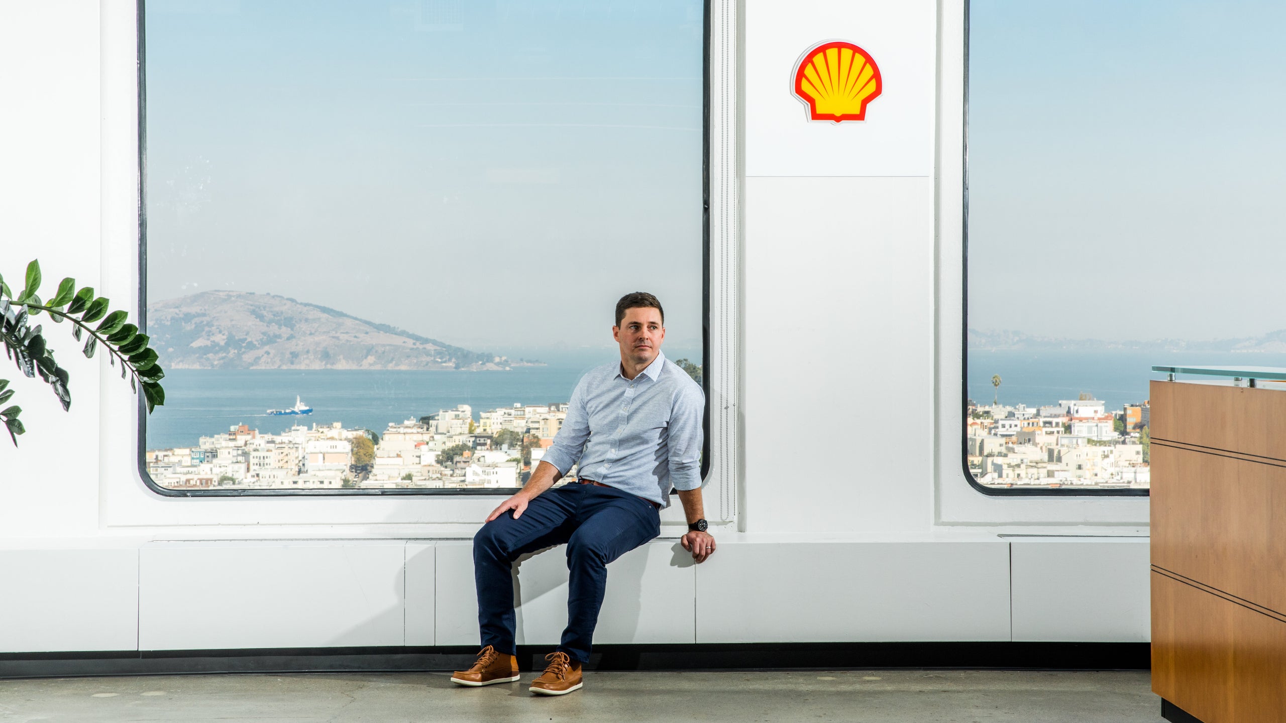 Why Are Clean Energy Veterans Flocking To Royal Dutch Shell? | HuffPost ...