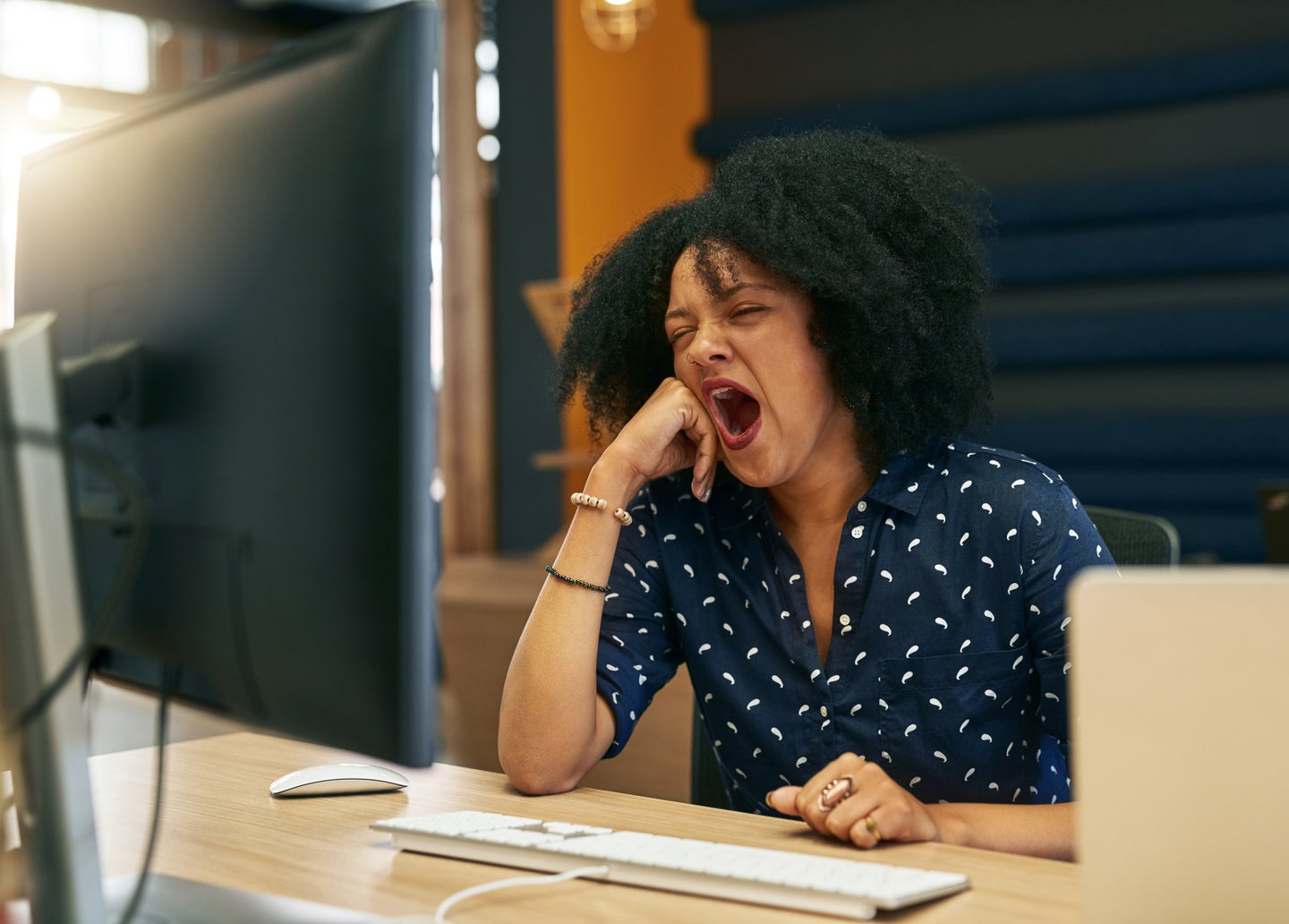 The Scary Ways An All-Nighter Messes With Your Body And Brain ...