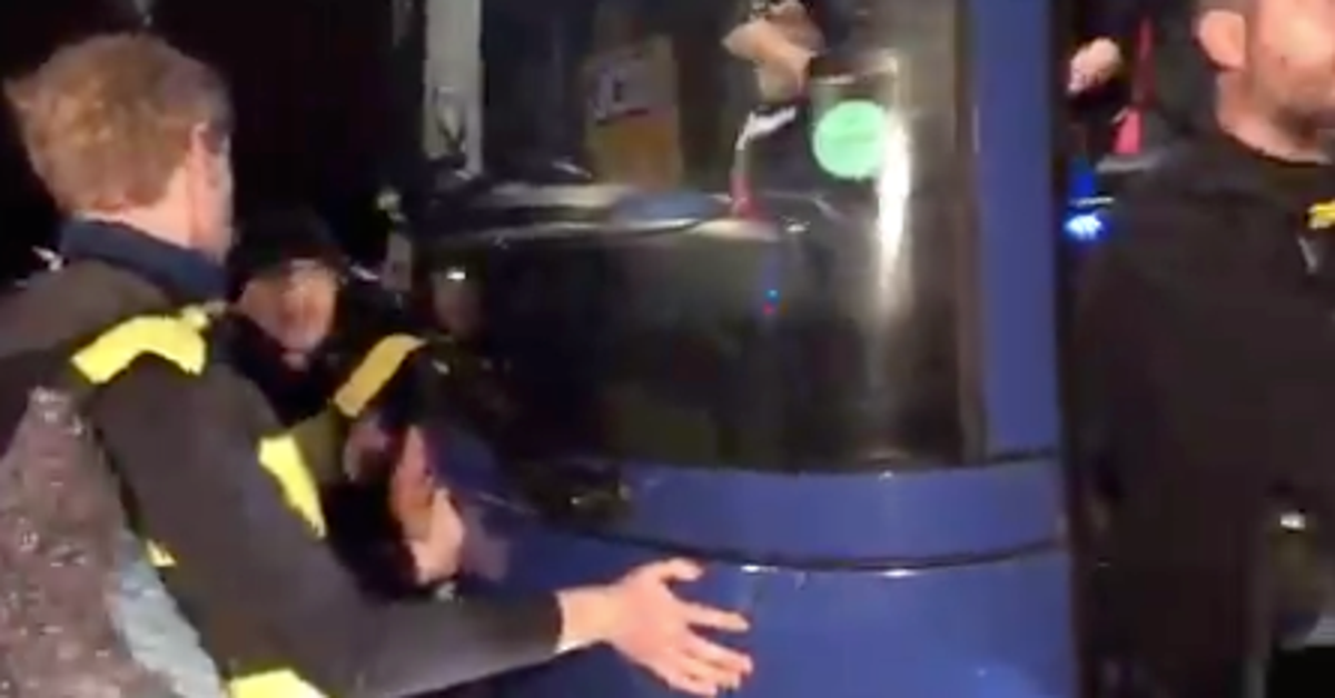 Extinction Rebellion Protesters Glue Themselves To Boris Johnson’s ...