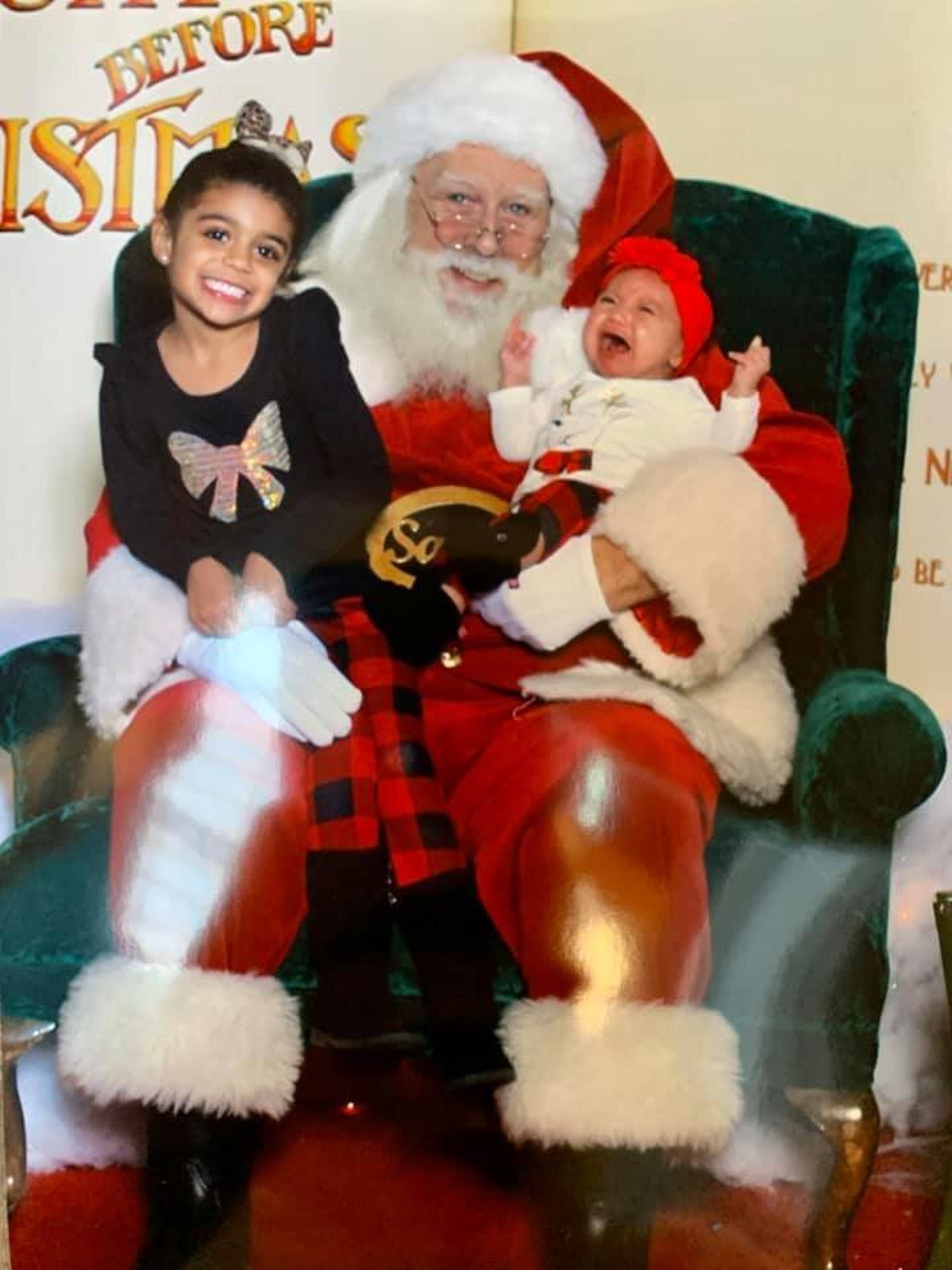 36 Santa Photos That Did Not Go As Planned | HuffPost Life