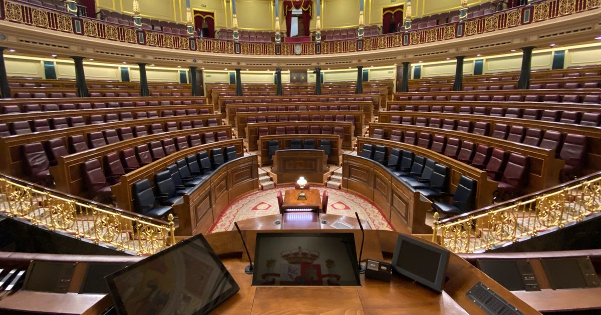 Así queda repartido el hemiciclo con más partidos desde 1977 | El HuffPost