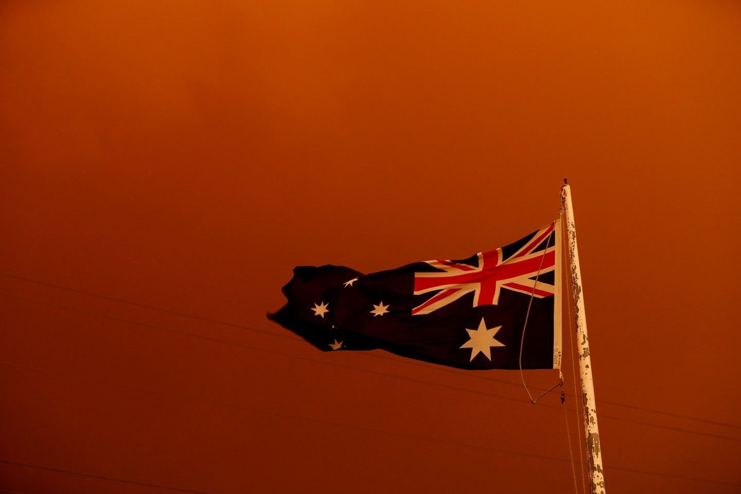 Wildfires In Australia Turned The Sky Blood Red | HuffPost Latest News