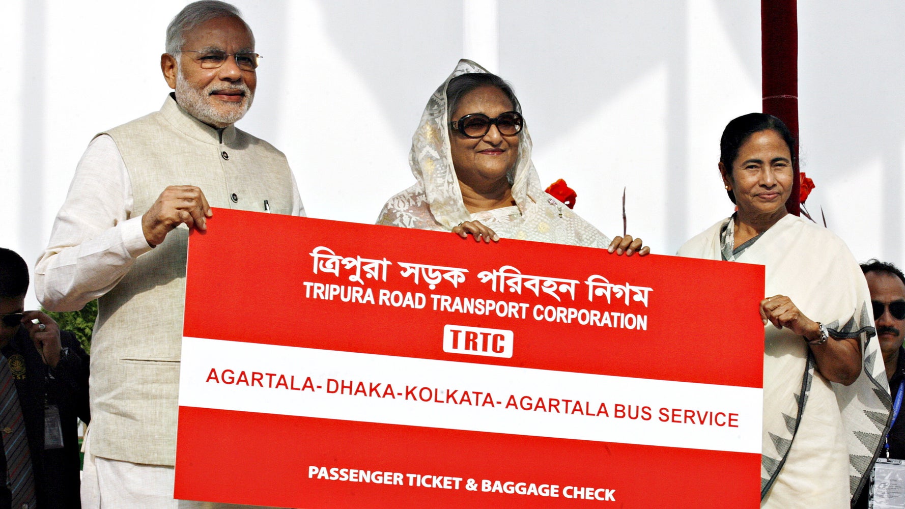 PM Modi Meets CM Banerjee Amid Protests In Kolkata Against CAA ...