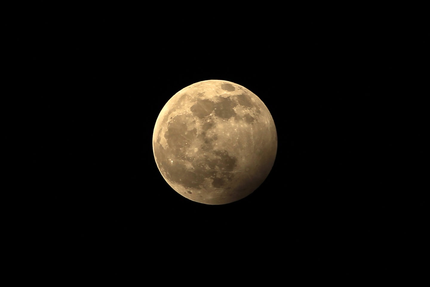 First Full Moon Of 2020 Is A Striking Celestial Sight | HuffPost Latest ...