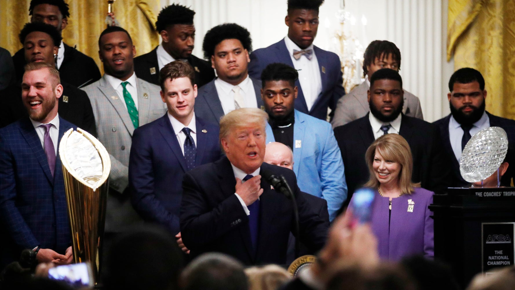 Trump Meets With LSU Football Team, Makes It About Impeachment ...