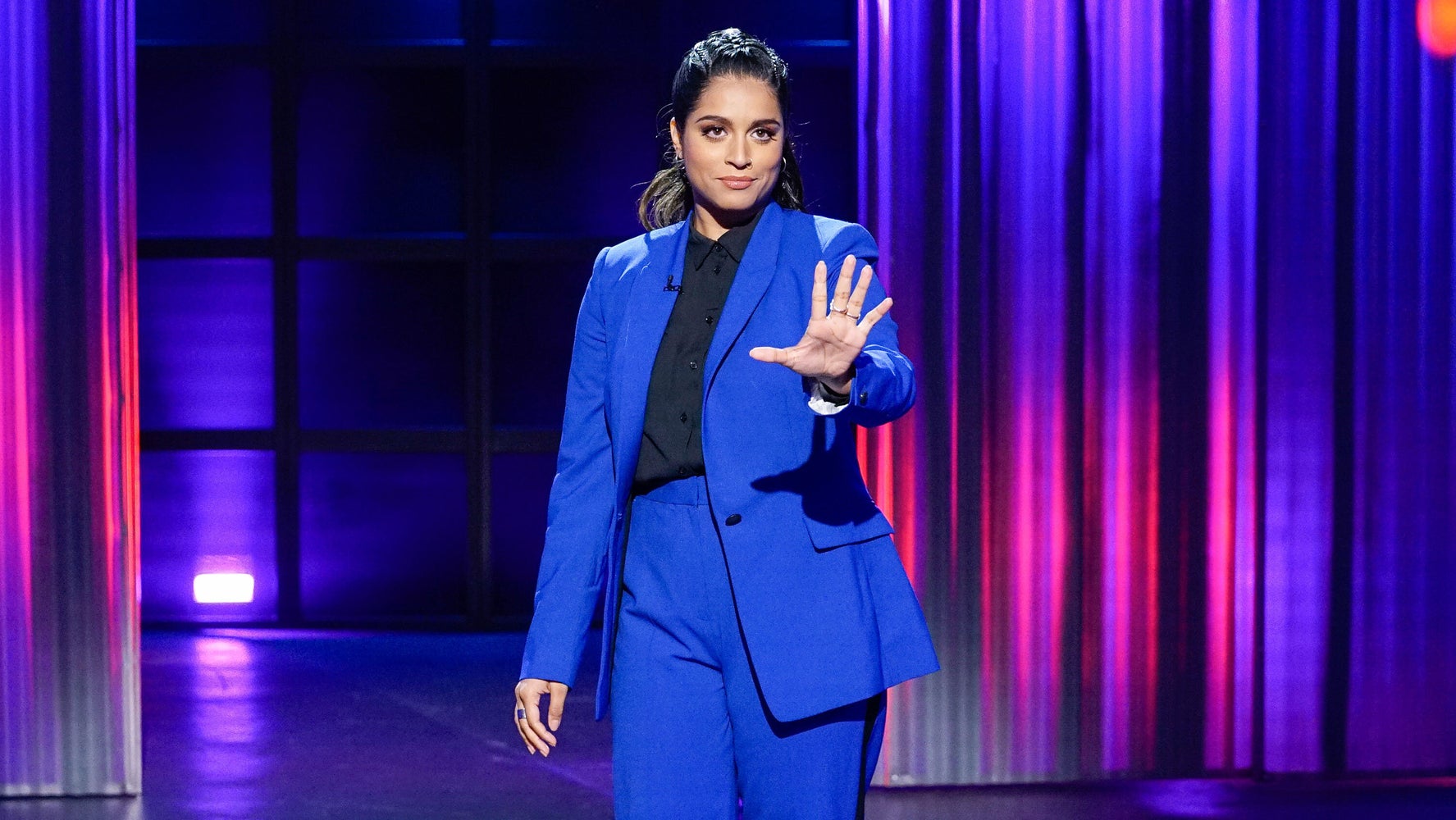 Lilly Singh Talks Bisexual Visibility In Late Night Monologue Huffpost Entertainment