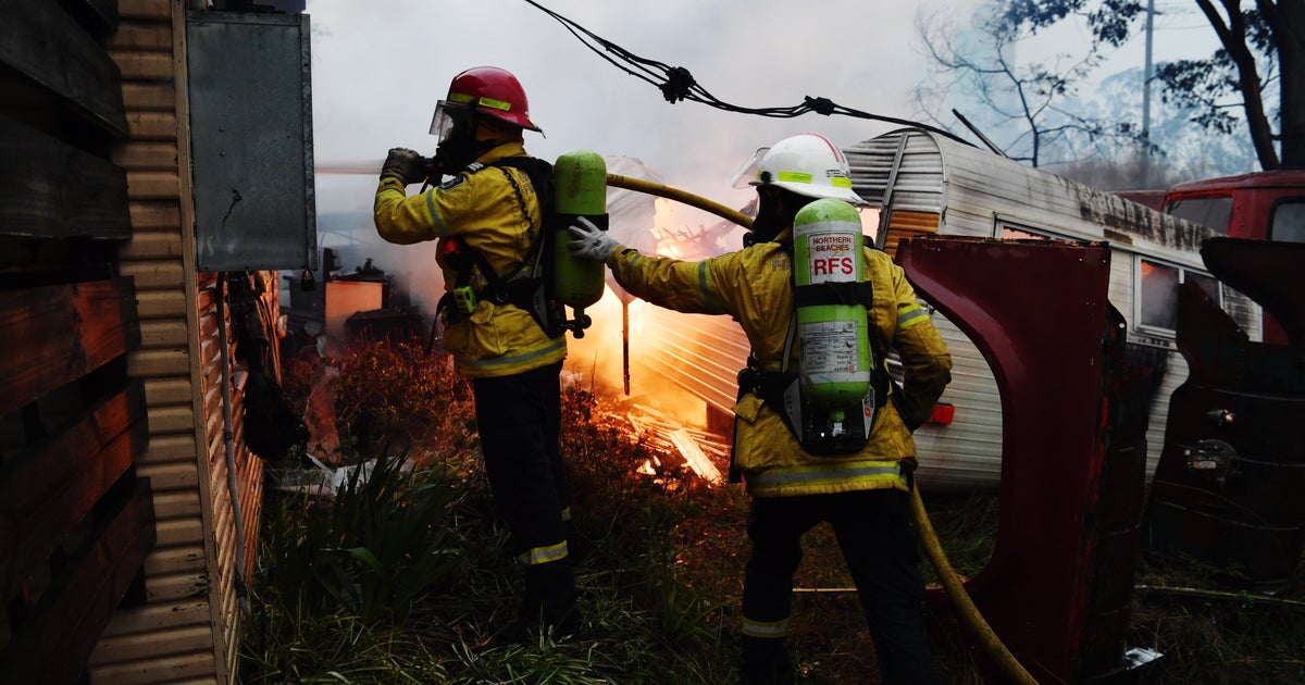 RFS Volunteer Fire Crew Hospitalised After Water Tank Rollover ...