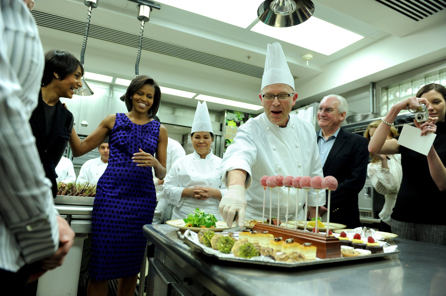 White House Chefs Share What It's Like To Cook For The President ...