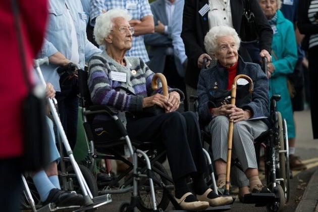 Bletchley Park Staff Who Helped Defeat Hitler Meet 78 Years After War’S ...