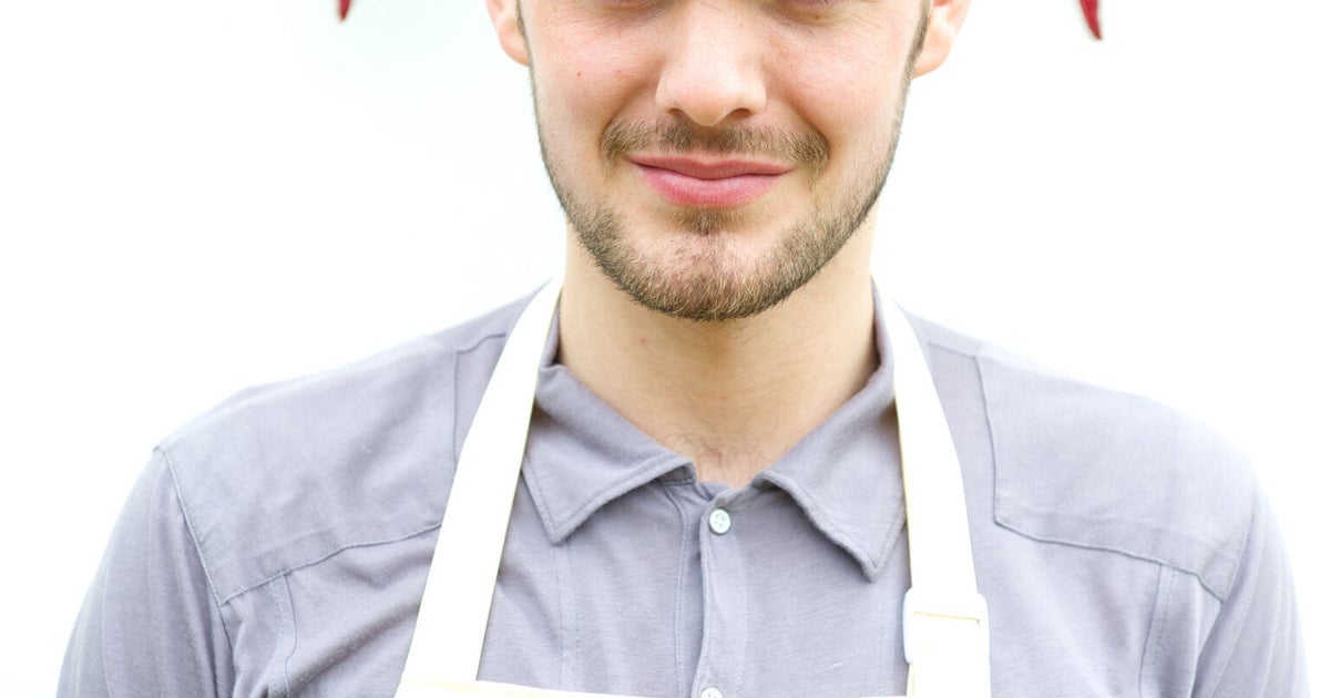 'Great British Bake Off' Contestant John Waite Slices Finger On Air ...