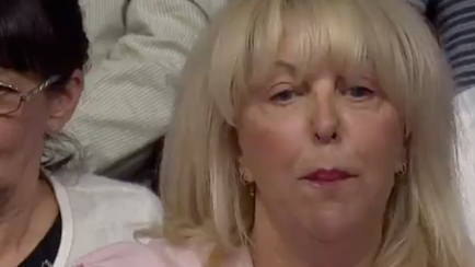 Australian Plus Size Model Laura Wells Looks Stunning, But Not Exactly ...