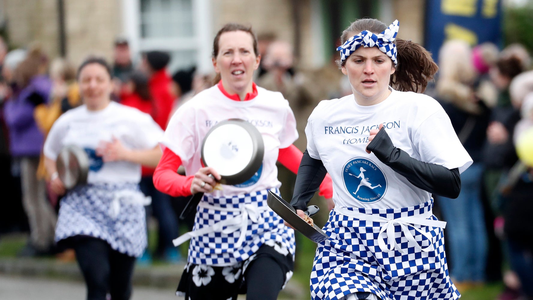 English Woman Tastes Sweet Victory In Annual Pancake Race | HuffPost null
