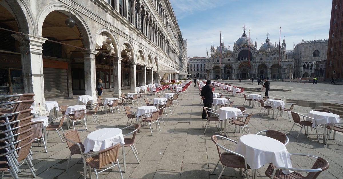 Coronavirus: Italy Extends Lockdown To Entire Country | HuffPost UK News