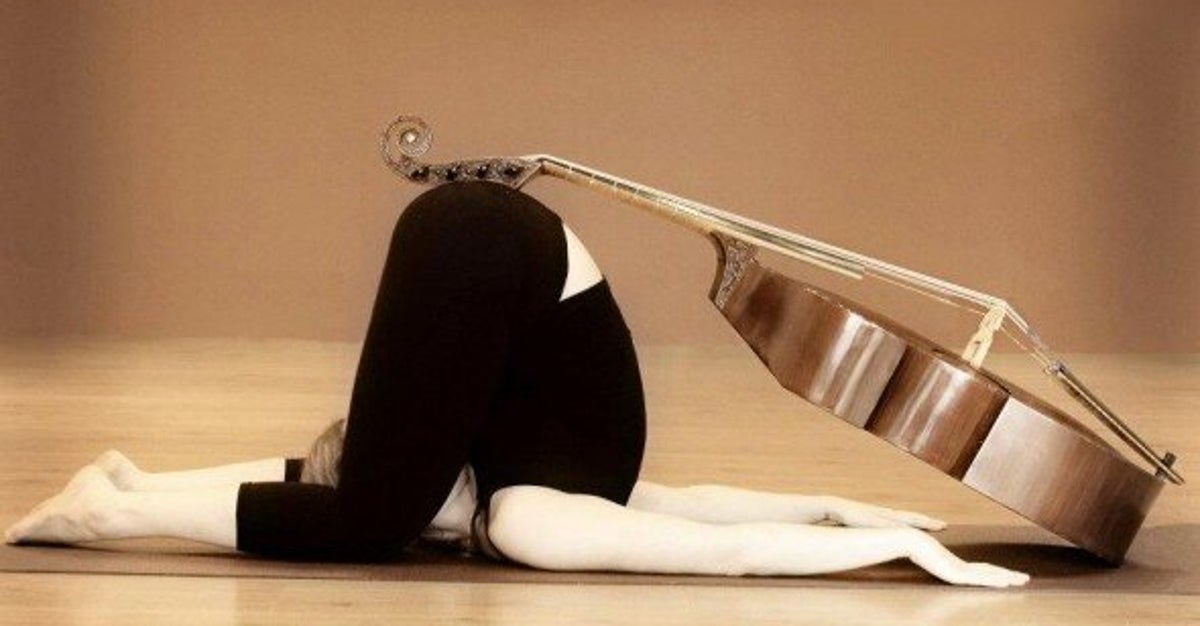 'Awkward Classical Music Photos' Compiles Uncomfortable Pictures Of ...