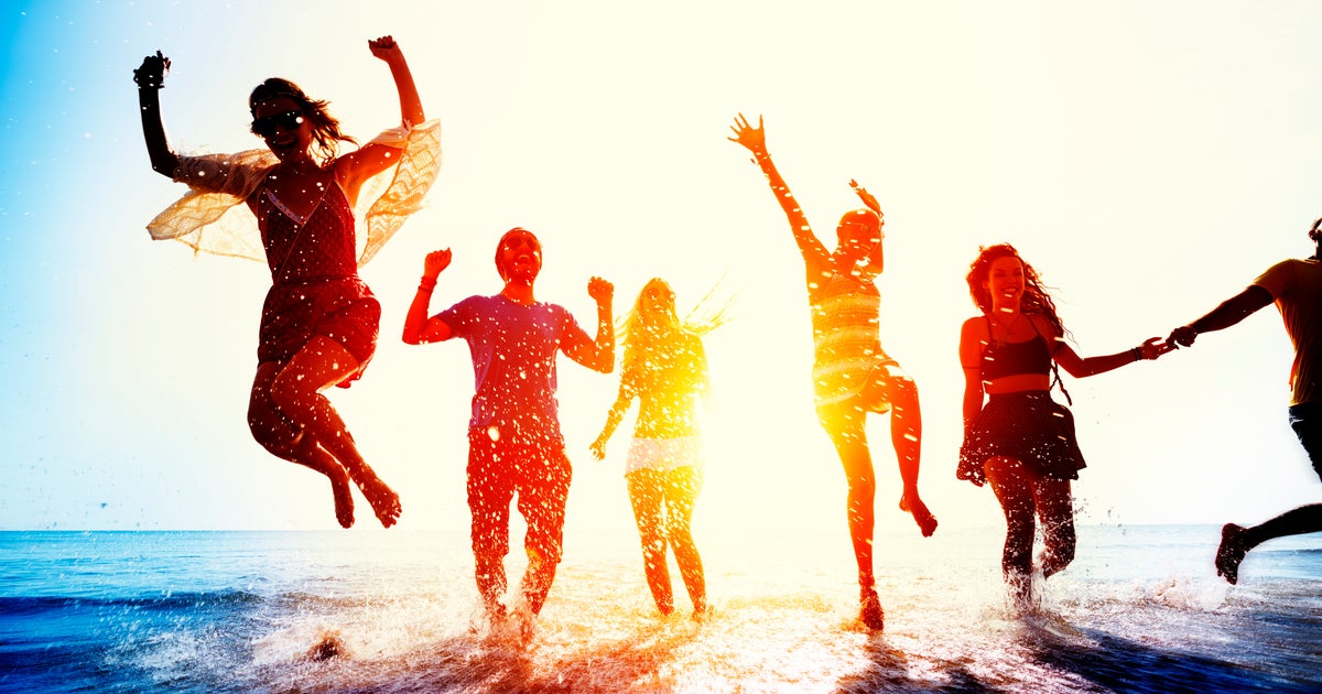 28 Spring Breakers Test Positive For COVID-19 After Mexico Vacation ...