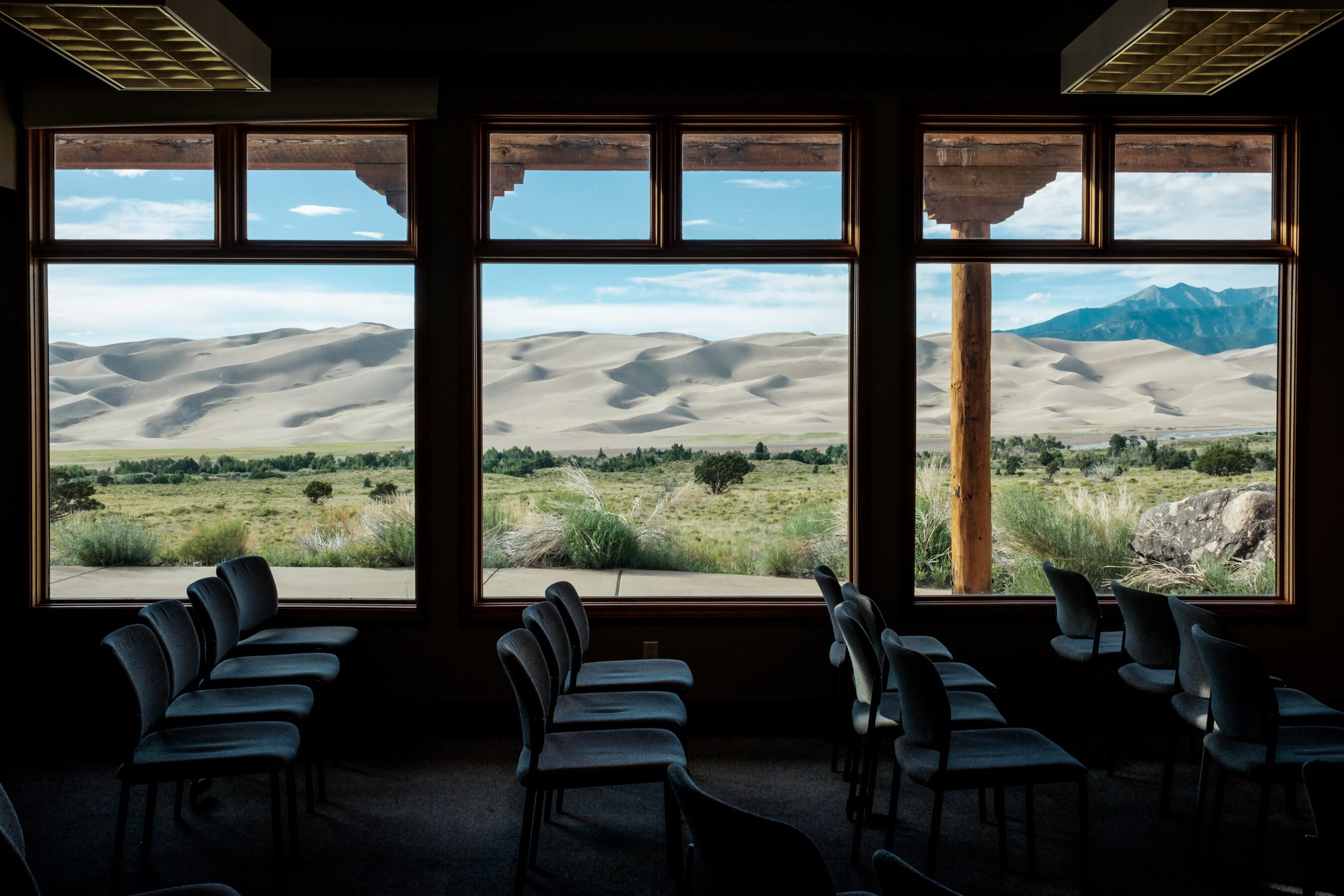 This Photographer Captured The Reassuring Beauty of Isolation ...