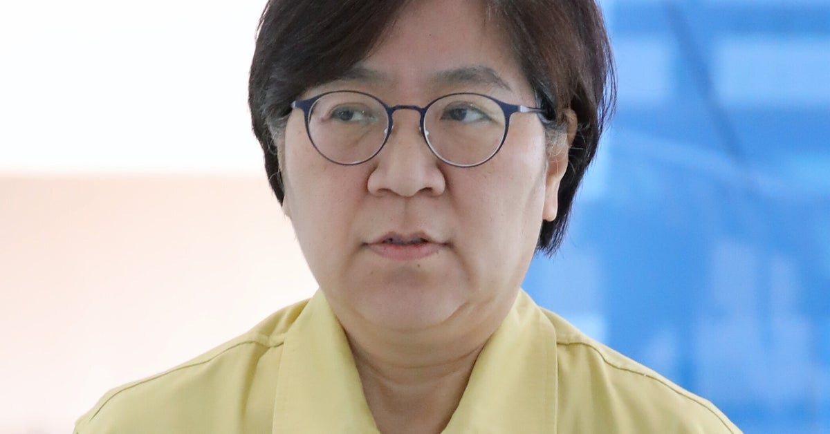 코로나19 신규 확진자가 58일 만에 10명대로 떨어졌다 | 허프포스트코리아