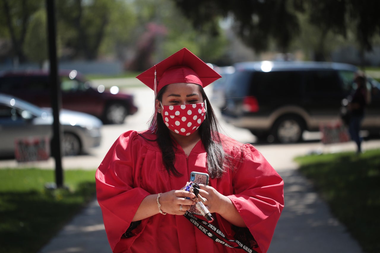 Photos Show What One High School Graduation Looks Like During The ...