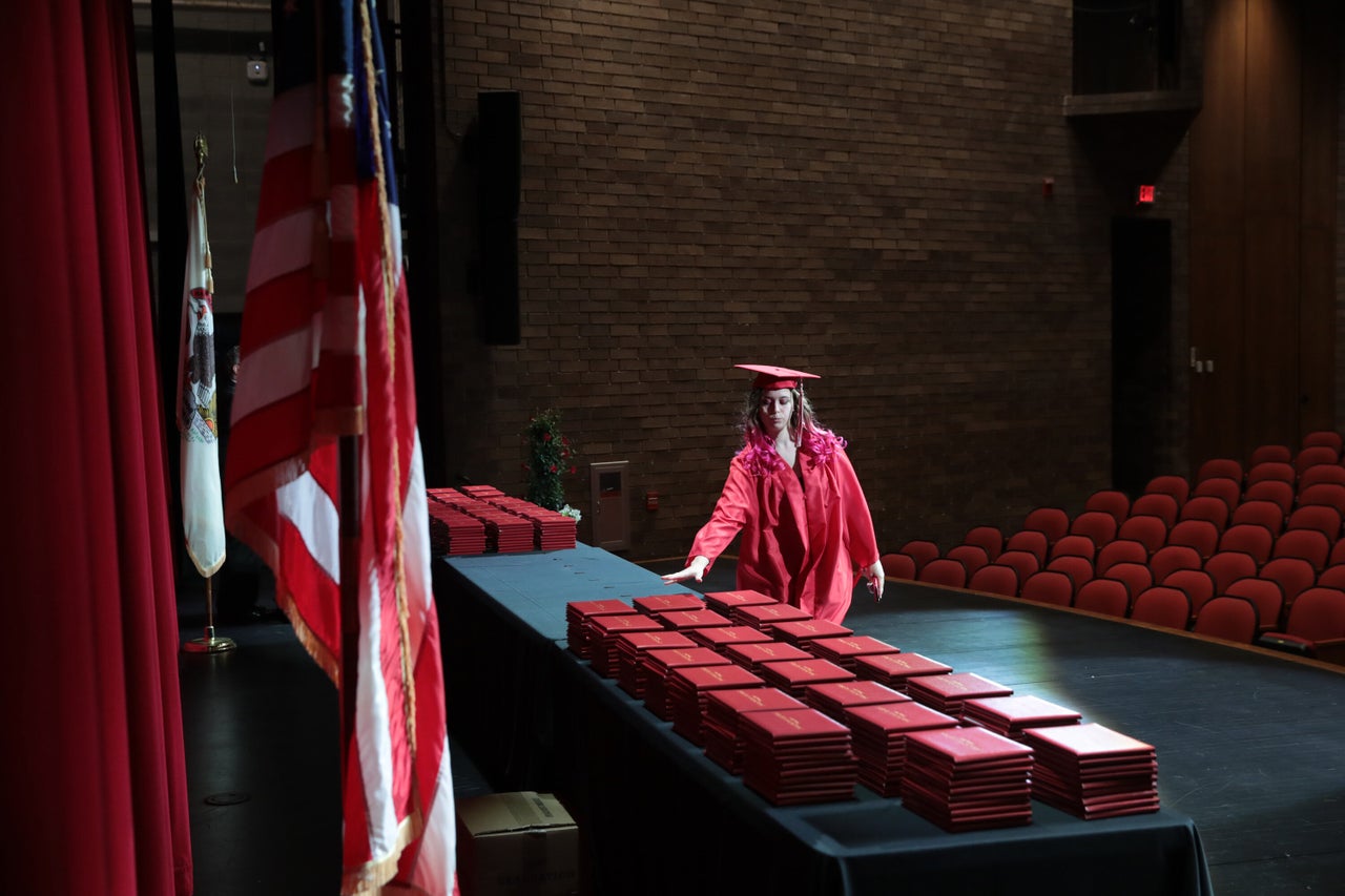 Photos Show What One High School Graduation Looks Like During The ...