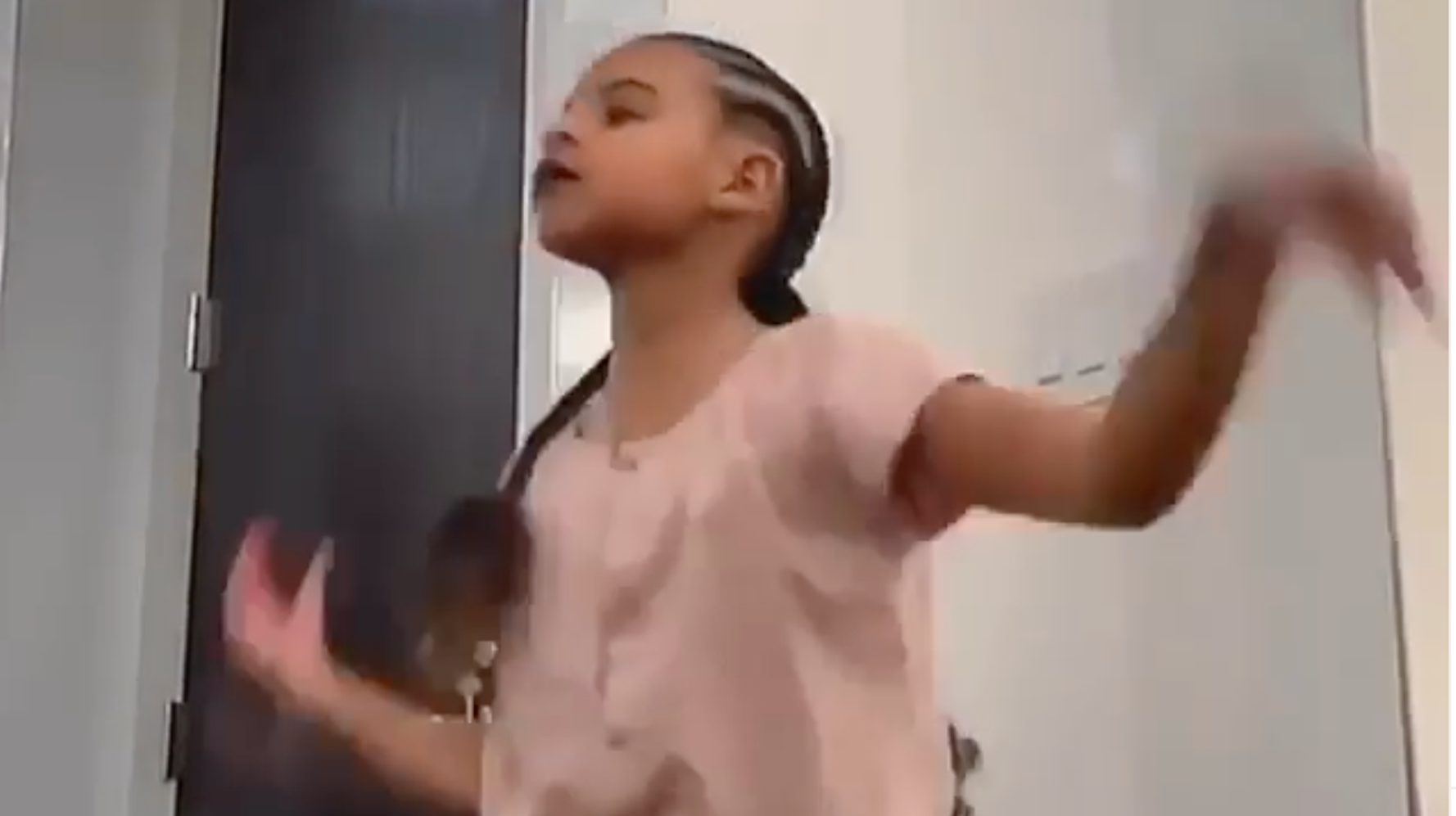 Watch Blue Ivy Show Off Dance Moves That Rival Mum Beyoncé's | HuffPost ...