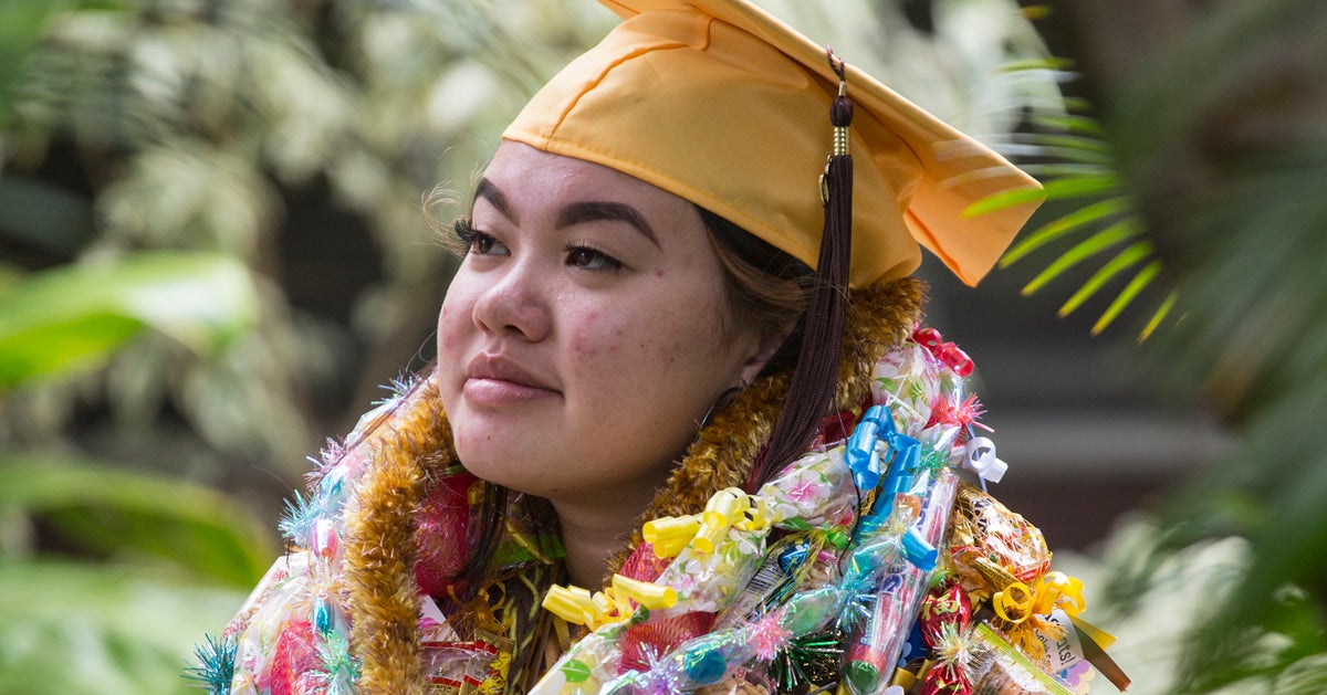 How Hawaii's Unique Graduation Traditions Are Upended By Coronavirus ...