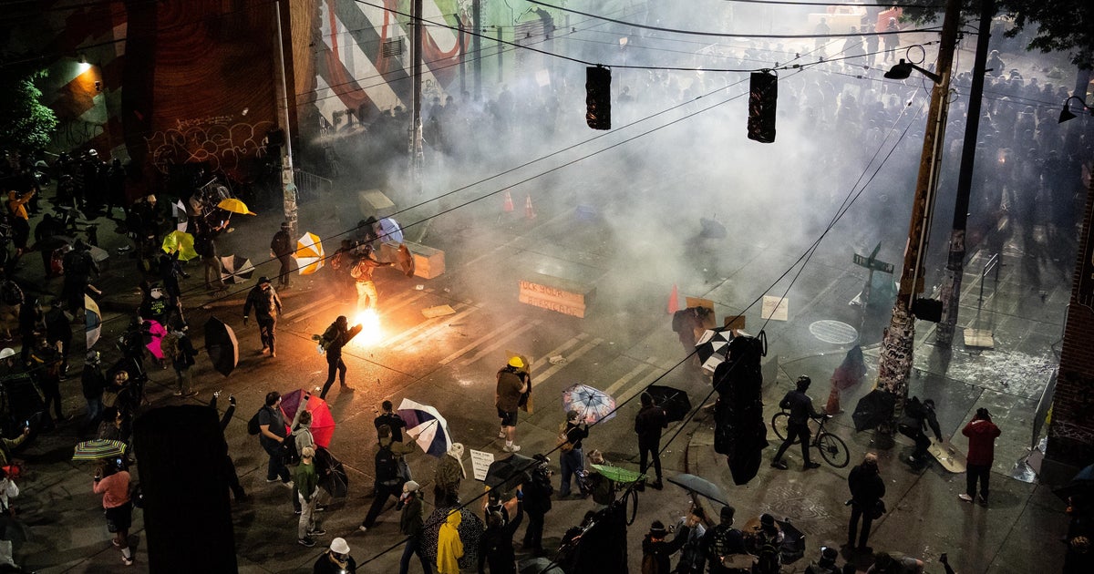 Man Drives Car At Seattle Protesters, Shoots Bystander | HuffPost ...