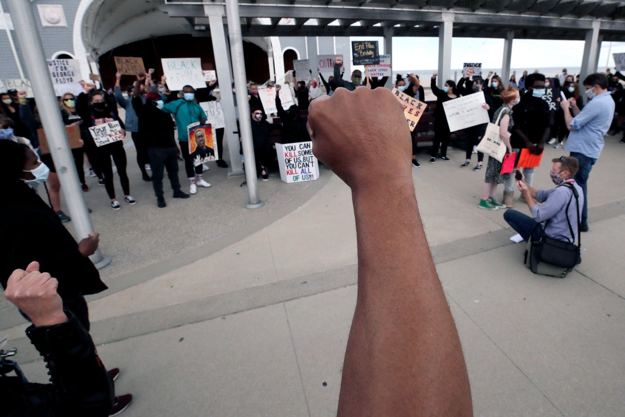 28 Protest Images From Small Cities And Towns Across The U.S ...