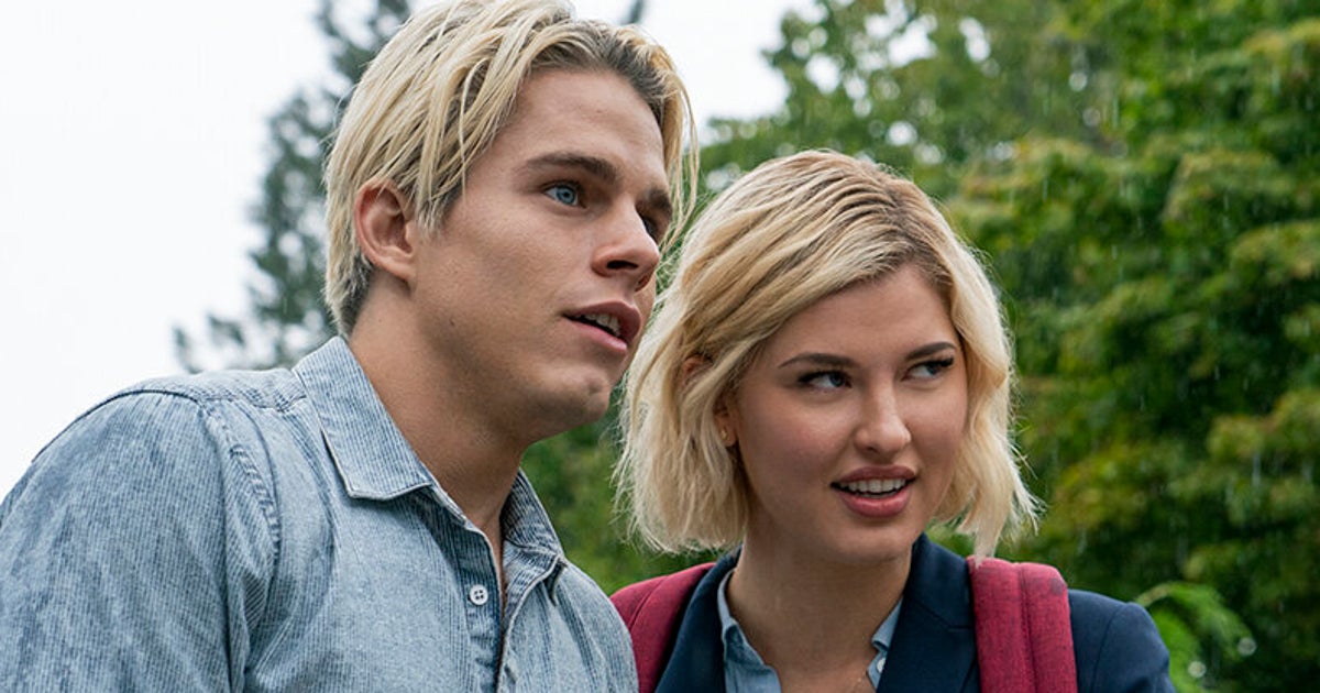 The 10 Most Popular Shows On Netflix Right Now (June 22) | HuffPost Life