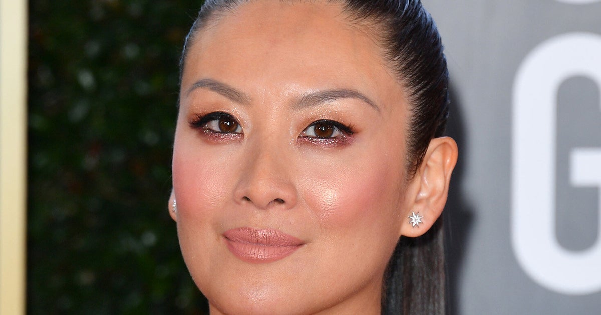 Lainey Gossip's Elaine Lui Apologizes For Past Racist, Homophobic Posts ...