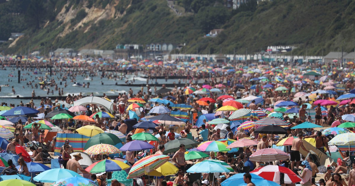 Don't Shame Beachgoers – Blame The Government | HuffPost UK News