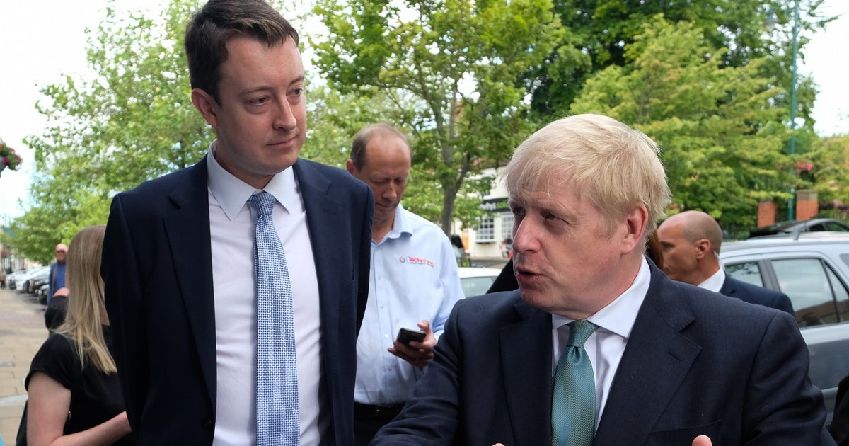 Tory Local Government Minister Simon Clarke Quits | HuffPost UK Politics