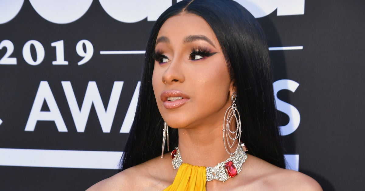 Cardi B Holds Nothing Back With Her Unique And NSFW Commentary On US ...