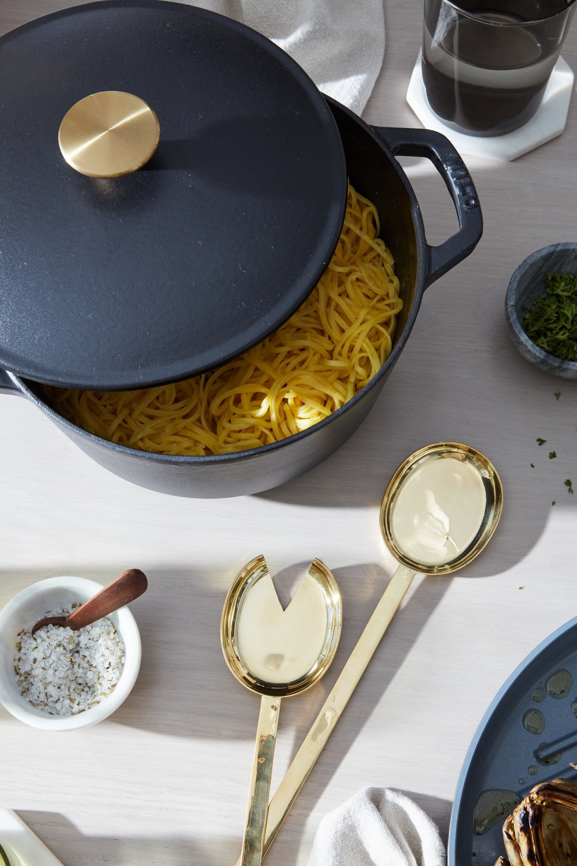 Matte Black Home Decor Finds To Take A Trip To The Dark Side | HuffPost ...