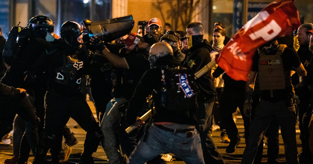 As D.C. Clashes Erupt, Trump Sics Police On 'Antifa Scum' In Stunningly ...