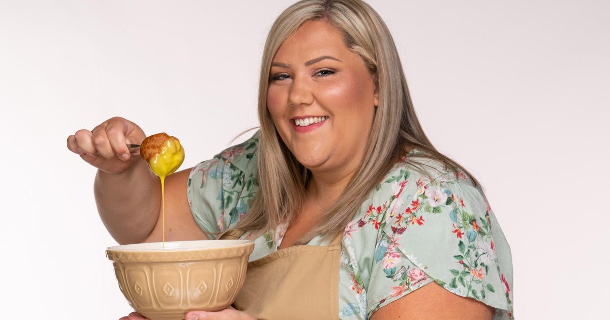 Great British Bake Off's Laura Reveals Message Of Support From Emilia ...