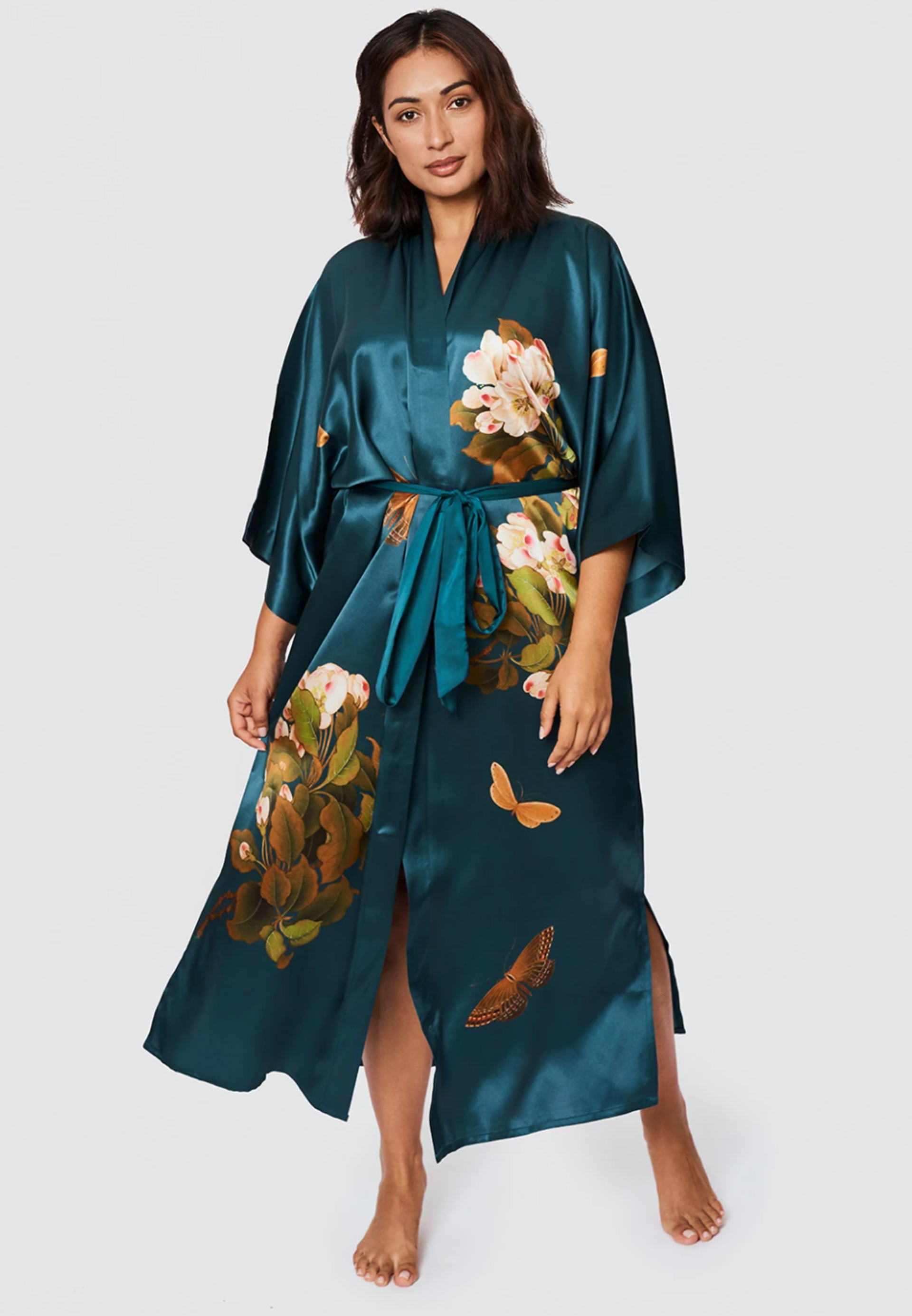 16 Fancy, Luxe Robes To Wear To Your Virtual New Year's Eve Party ...