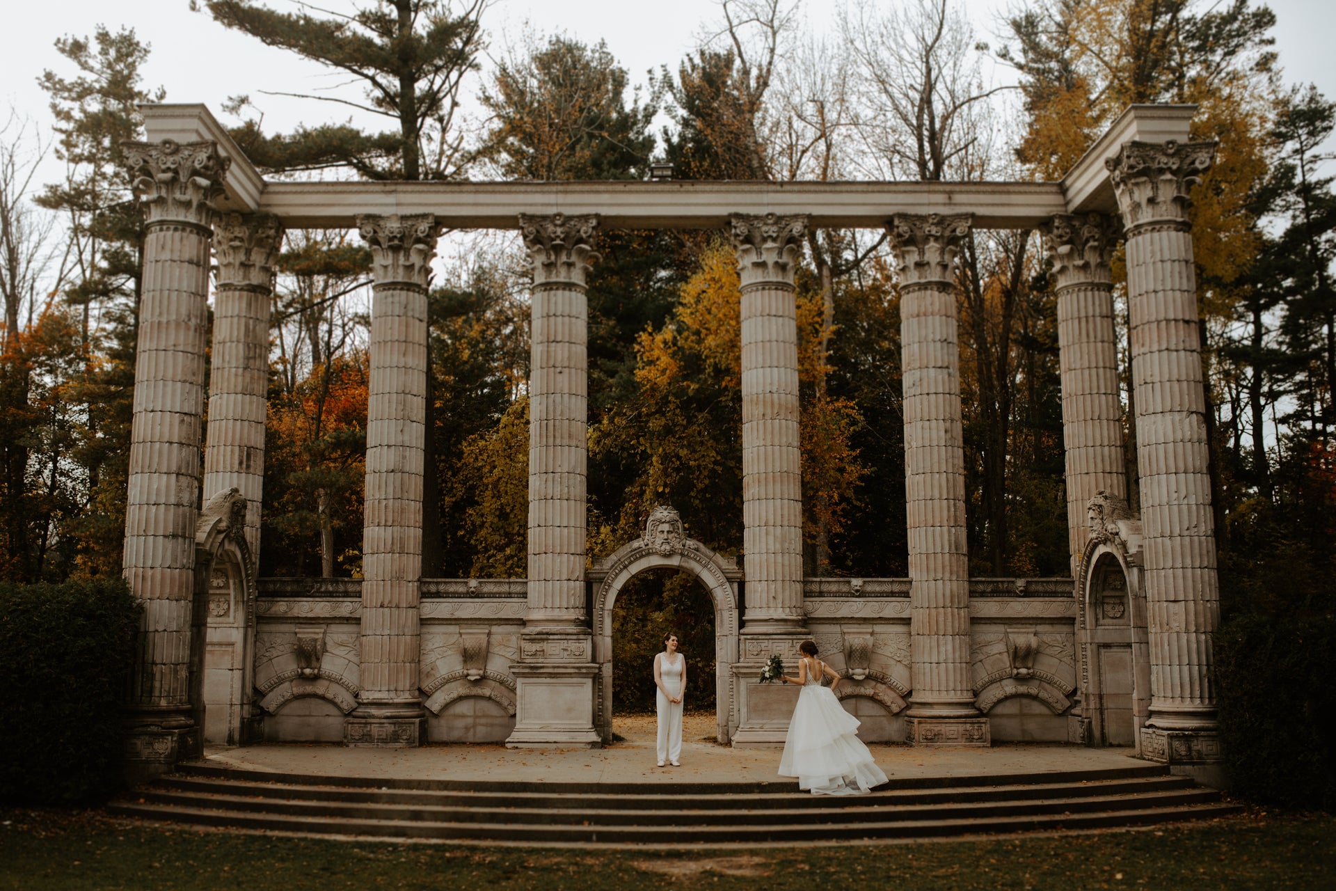 25 Striking Wedding Photos That Beautifully Captured Love This Year ...