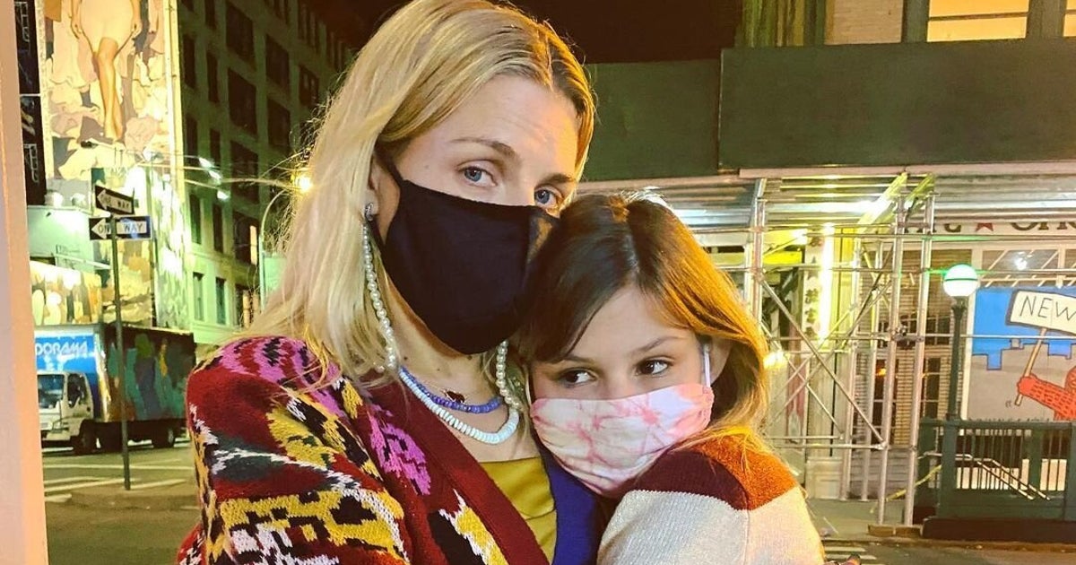 Busy Philipps Shares How She Plans To Support Her Non-Binary Kid ...
