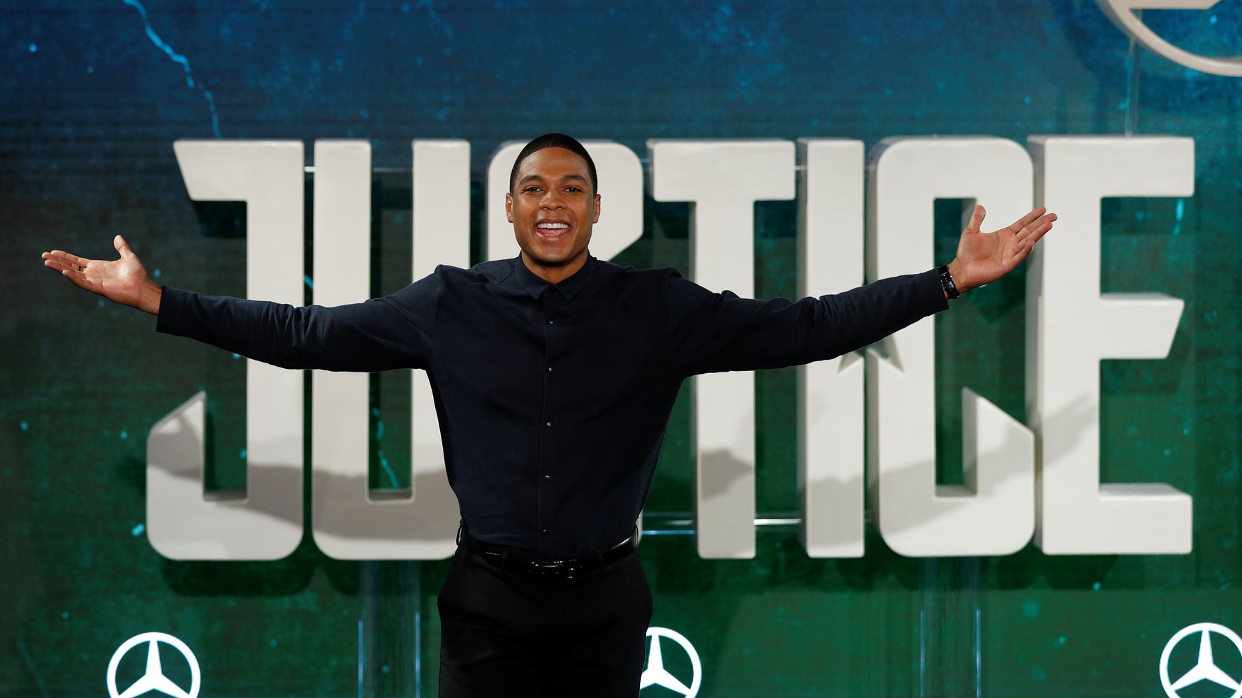 'Justice League' Star Ray Fisher Confirms He Has Been Removed From 'The ...