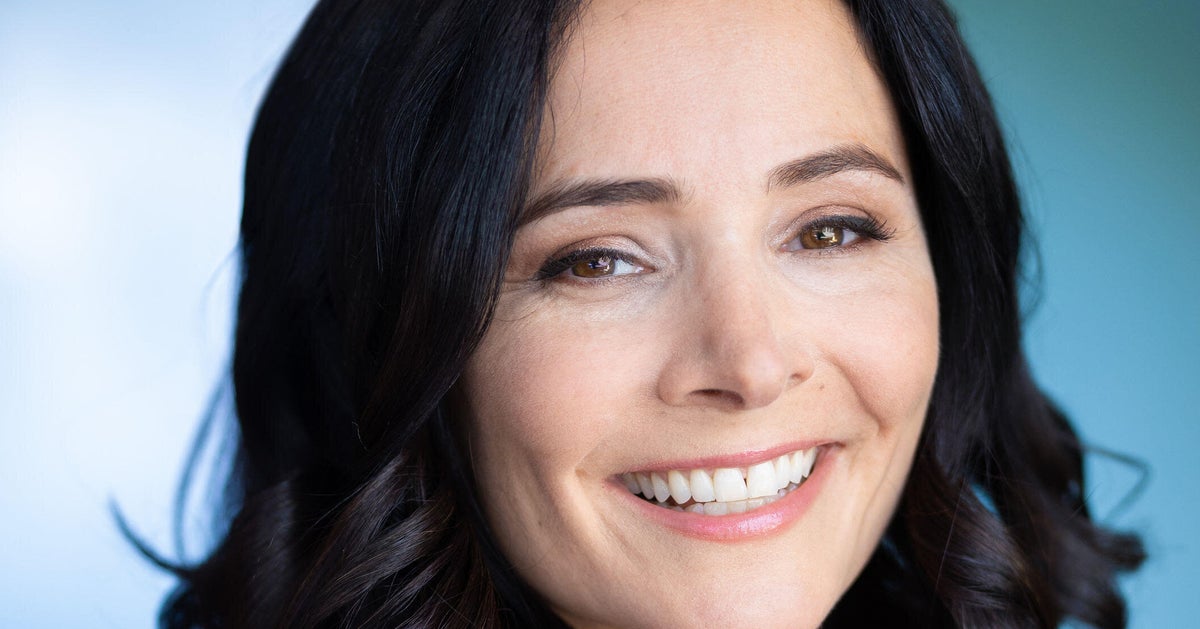 3 Years After Leaving NXIVM, Sarah Edmondson Is Still Questioning ...