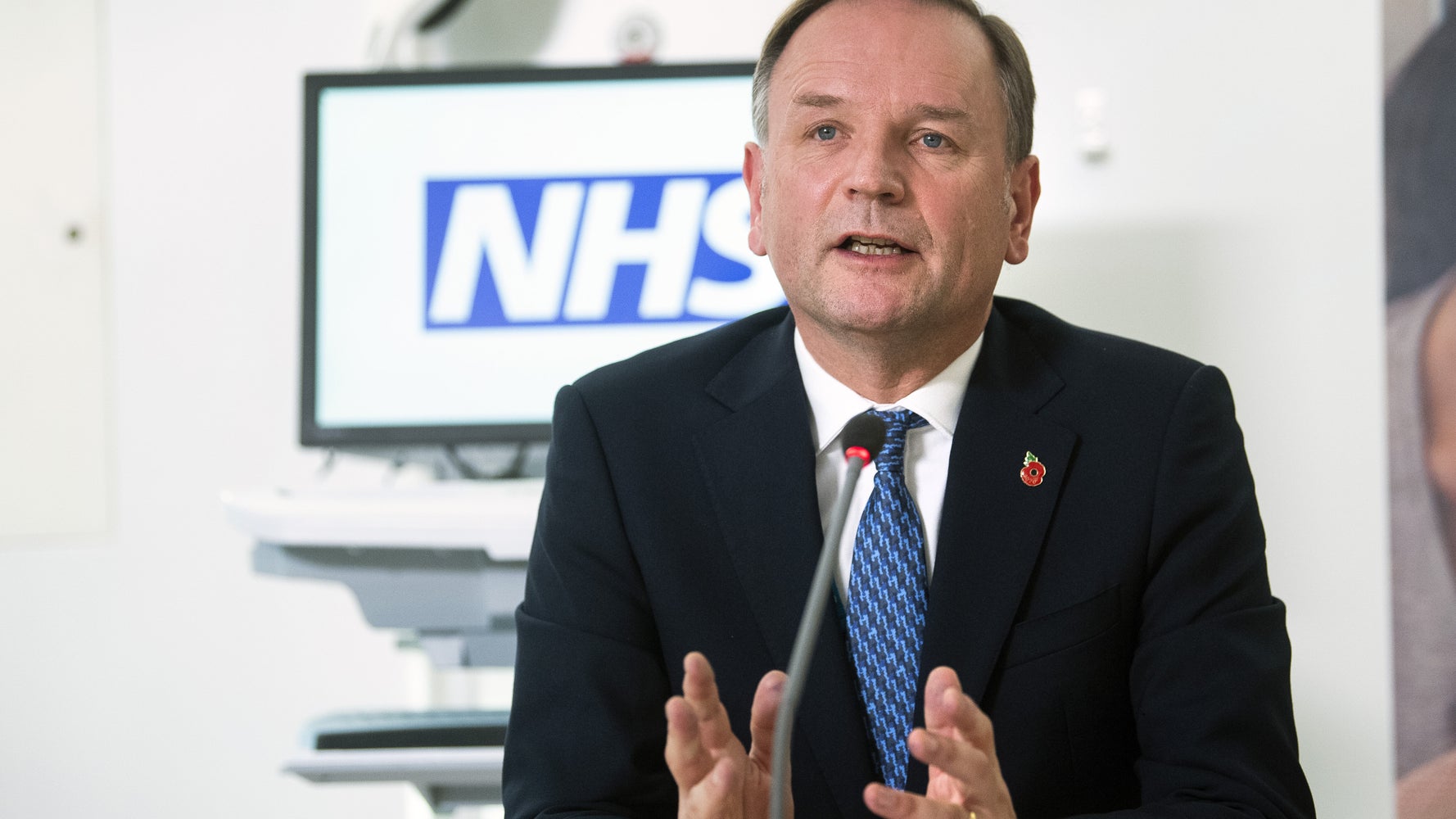 NHS Chief Says Key Workers Could Get Vaccine Priority From Mid-February ...
